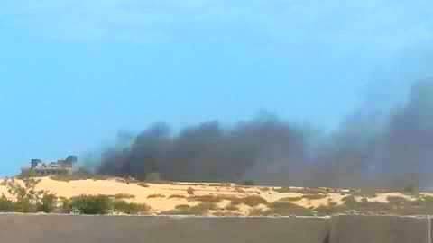 حكومة الإنقاذ تستأنف الغارات على مواقع «تنظيم الدولة»